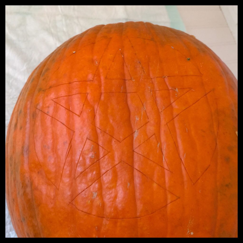 How to Carve a Pentagram Pumpkin – Vegan Kitchen Magick