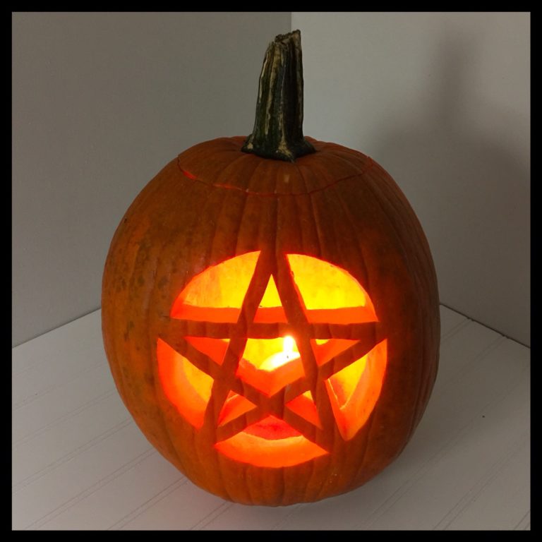 How to Carve a Pentagram Pumpkin – Vegan Kitchen Magick