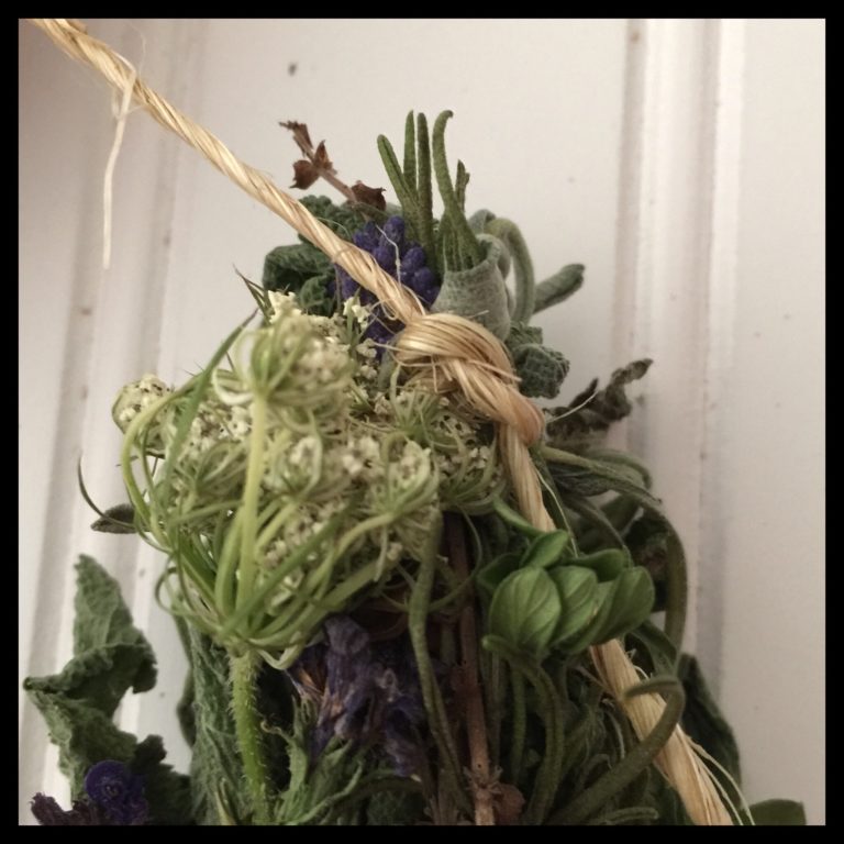 How to Make Sage Bundles for Smudging – Vegan Kitchen Magick