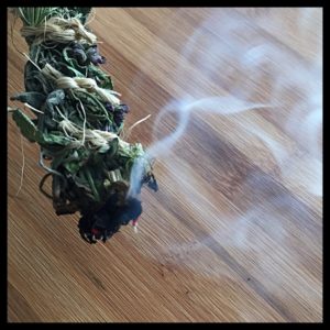 How to Make Sage Bundles for Smudging – Vegan Kitchen Magick